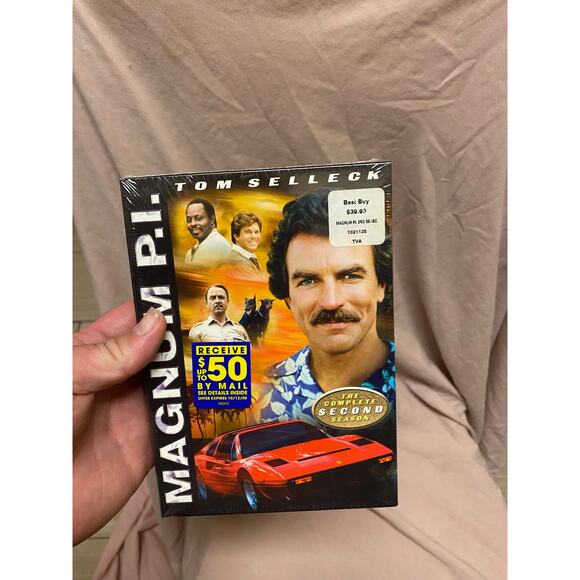 Universal | Media | Magnum Pi The Complete Second Season Tom Selleck ...